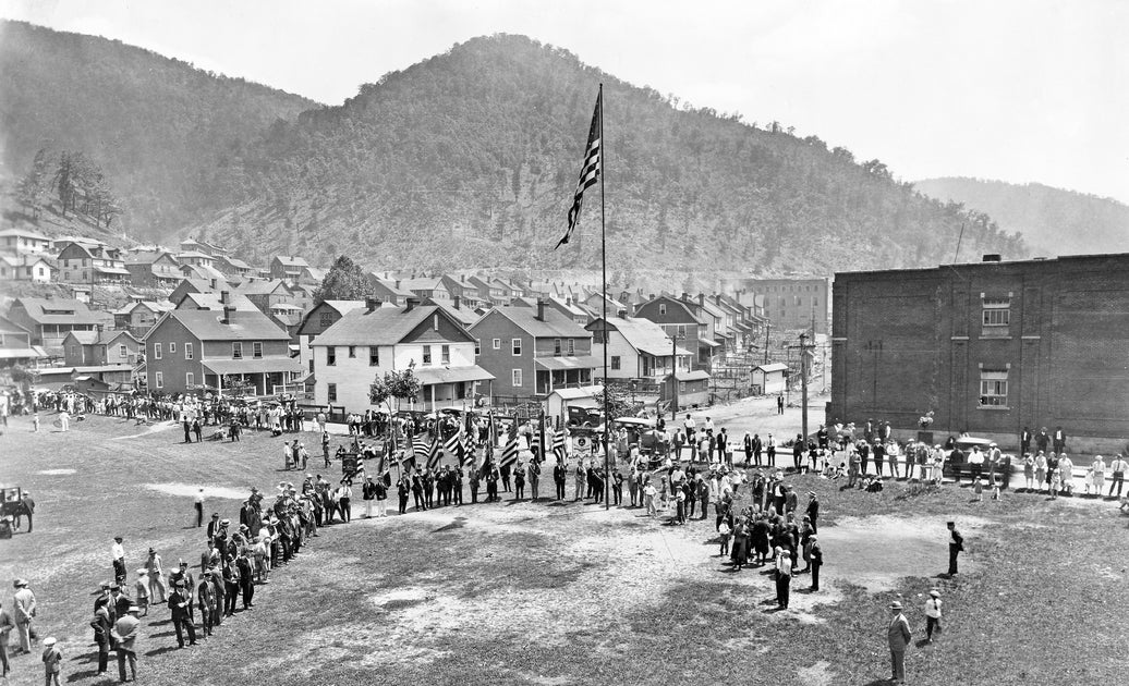 Life in Eastern Kentucky: A Pictorial History Book | The Early Years ...