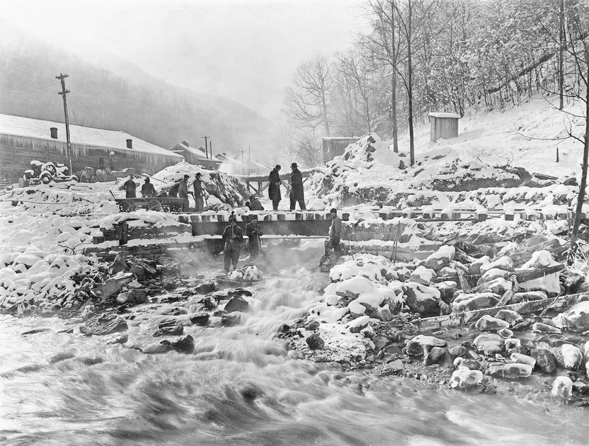 Life in Eastern Kentucky: A Pictorial History Book | The Early Years ...