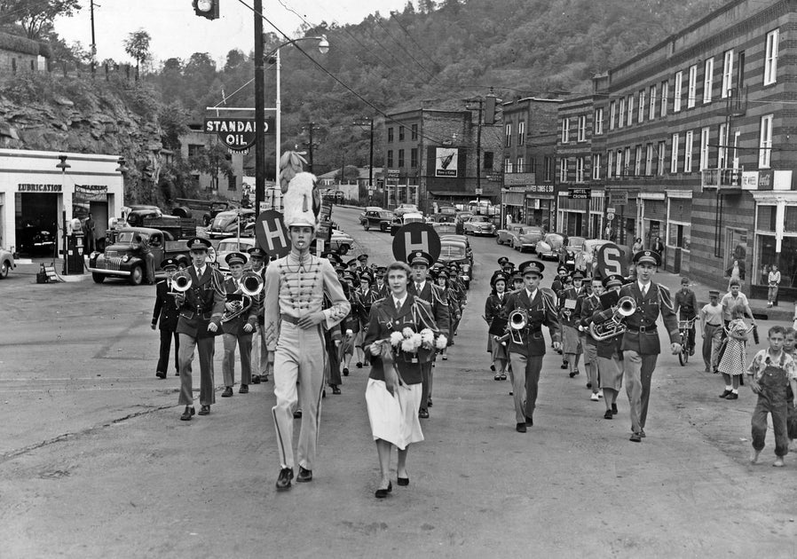 Life in Eastern Kentucky: A Pictorial History | 1940-1970 – Pediment ...